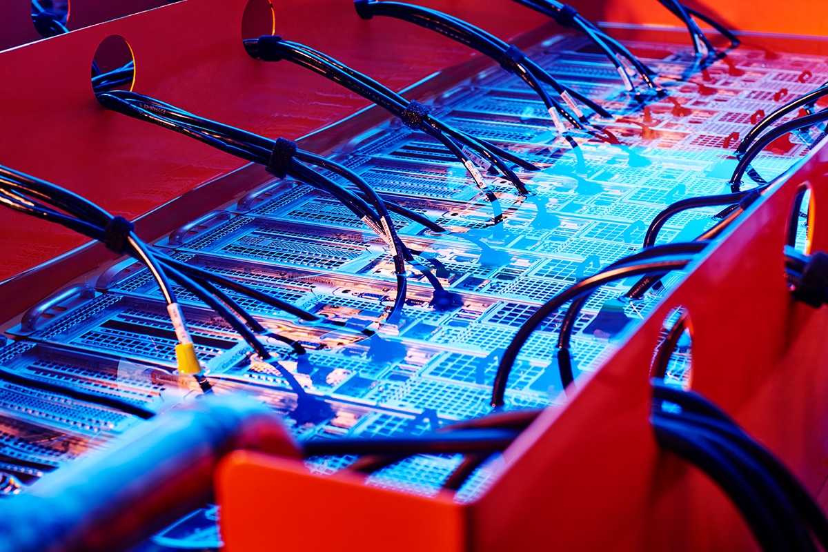 Dug Technologies targets renewables hot spot for new data centre – pv ...