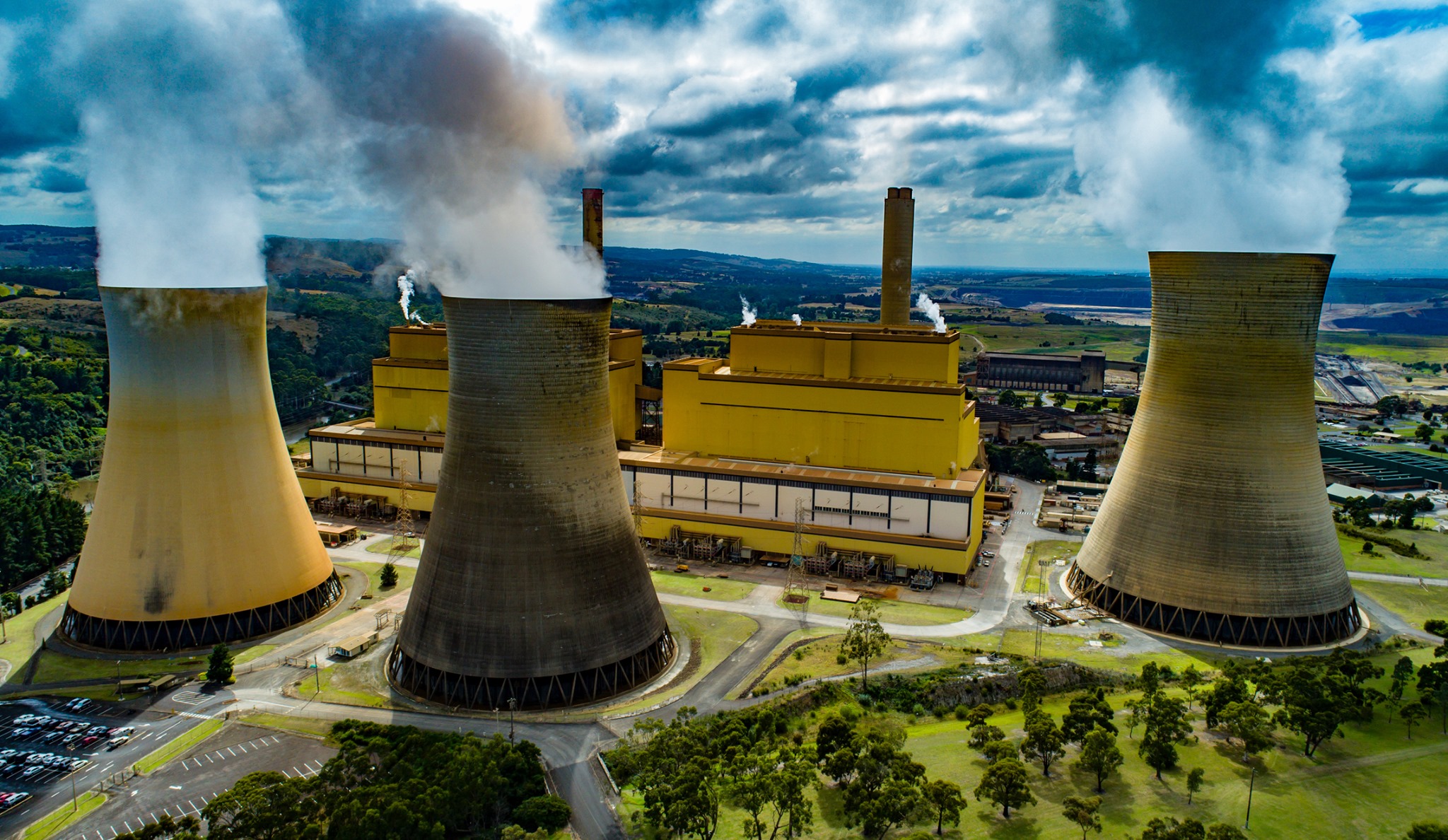 Bill backs closure of Victorian coal-fired power plants by 2030 – pv ...