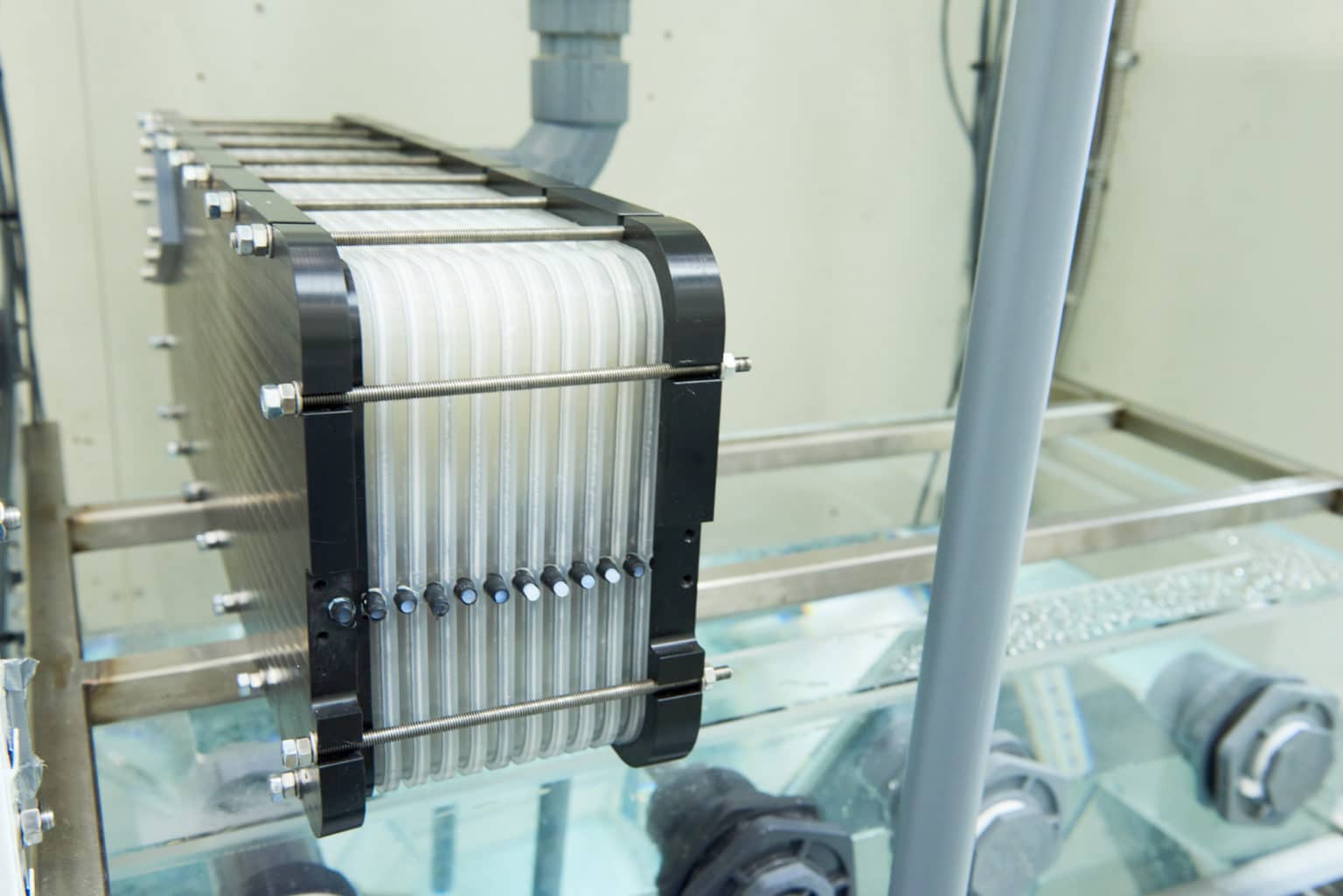 Zinc-air battery and PV to power apartment complex – pv magazine Australia