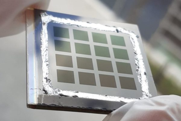 Silver-alloyed CIGS solar cell with transparent indium back contacts ...