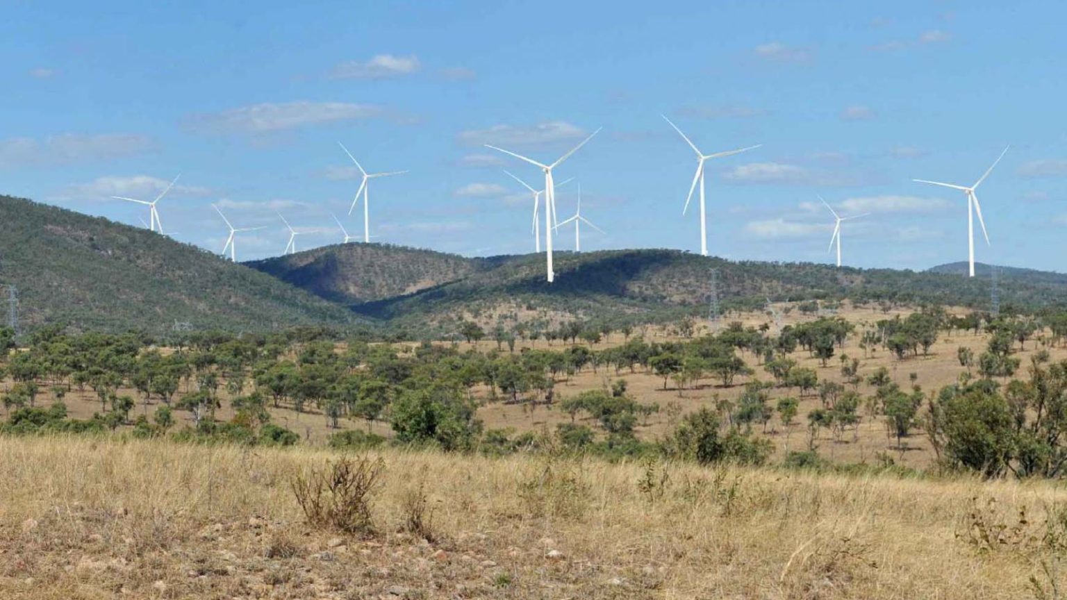 Squadron begins work on $3 billion Queensland wind and solar hub – pv ...