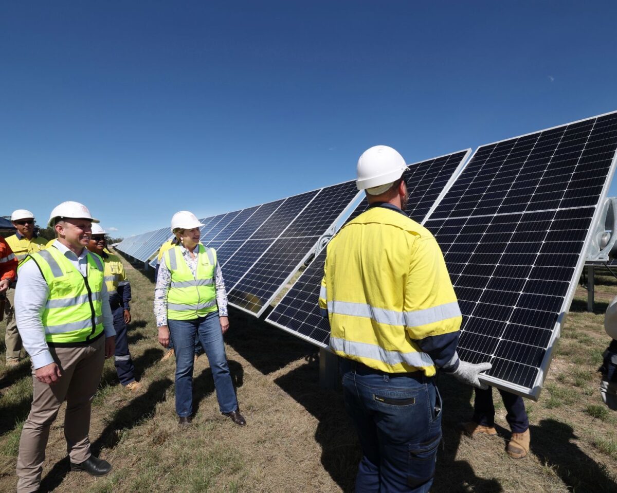 Final panel installed as Australia’s largest solar farm nears full ...