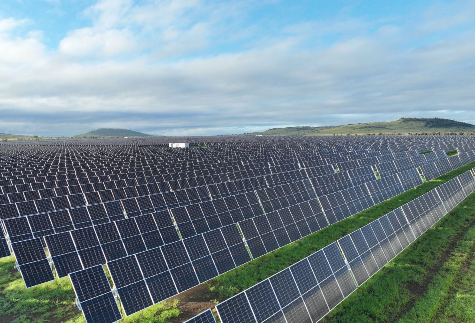 Telstra signs offtake deal with 120 MW Queensland solar farm – pv ...