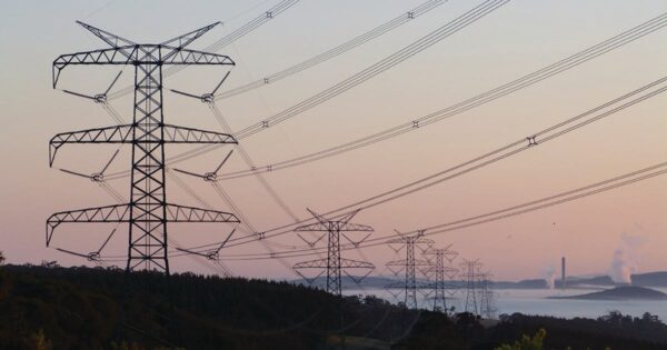 Warnings over grid reliability really about building more transmission ...