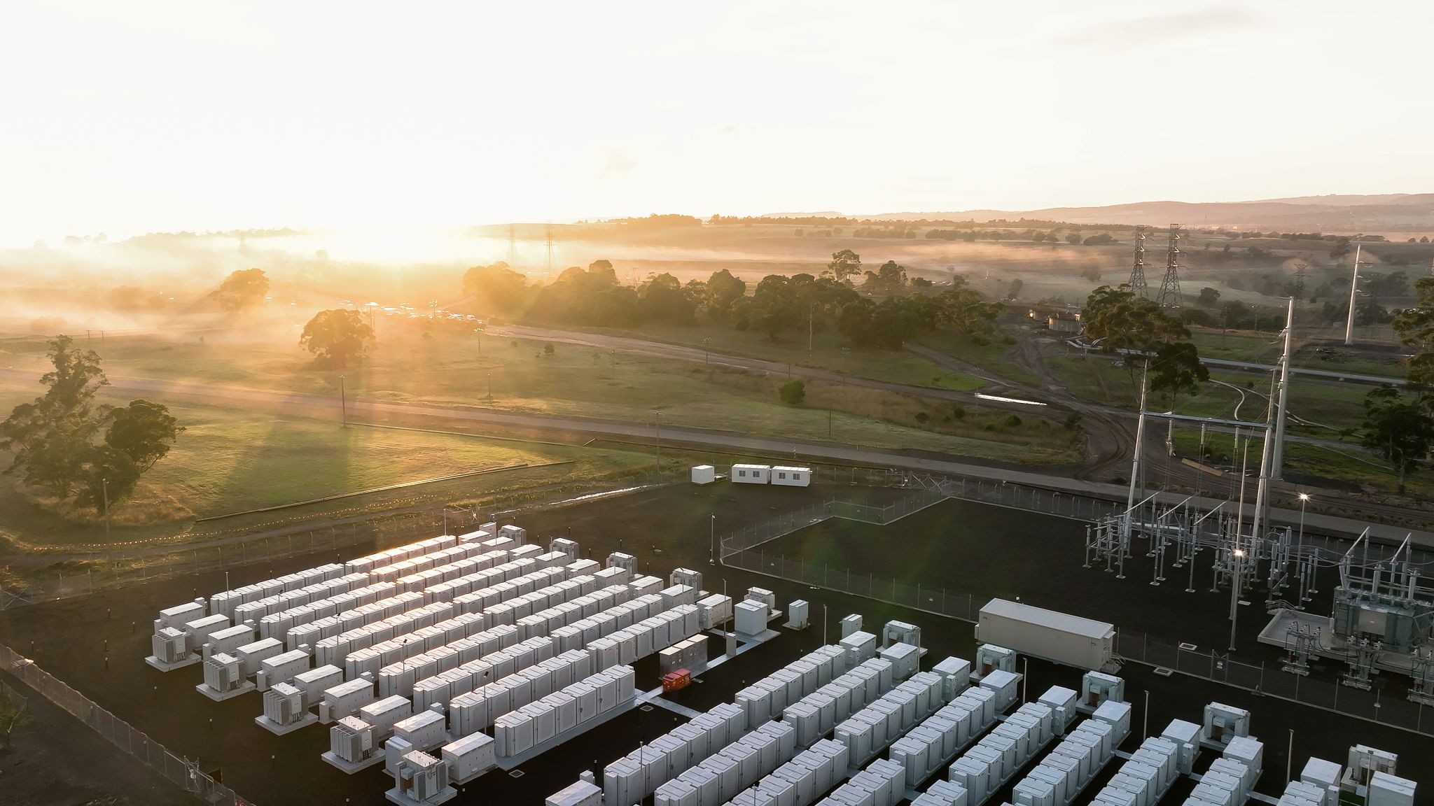 Macquarie targets 4 GW of solar, wind and batteries with new energy business – pv magazine Australia