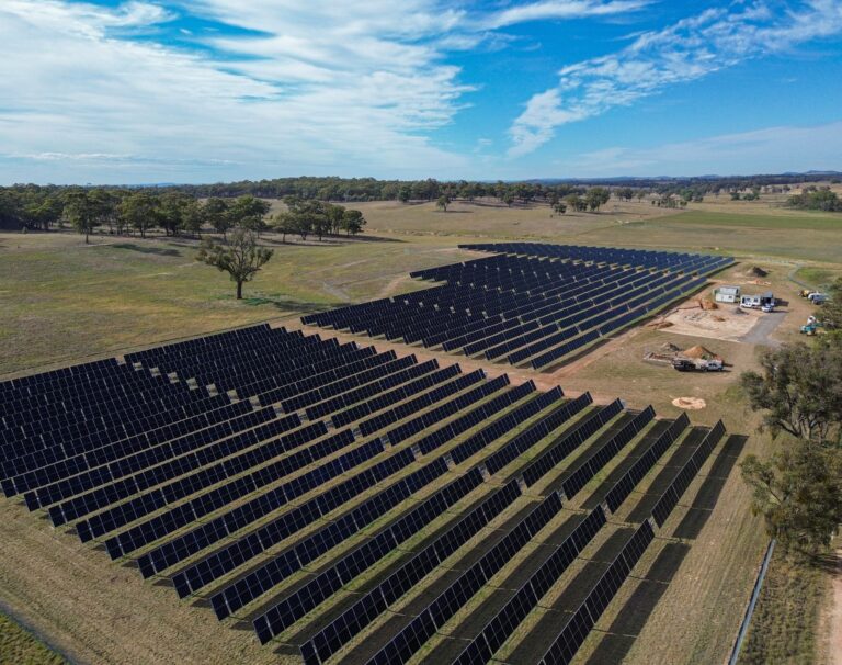 Newstead powers towards 100% renewables with 3 MW solar farm – pv magazine Australia