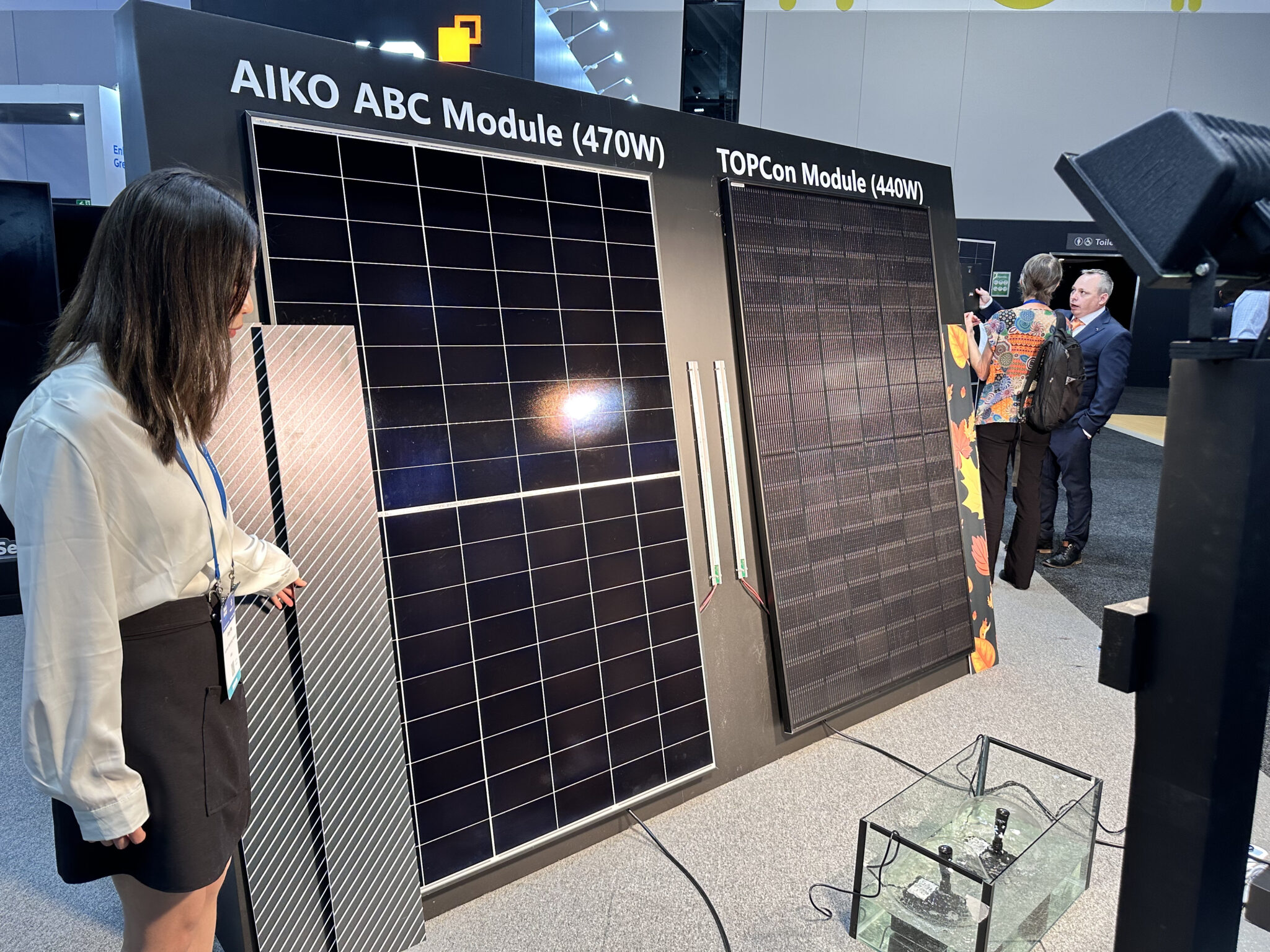 Smart Energy Expo: 8.8kg glass-free module launched by China’s Aiko ...