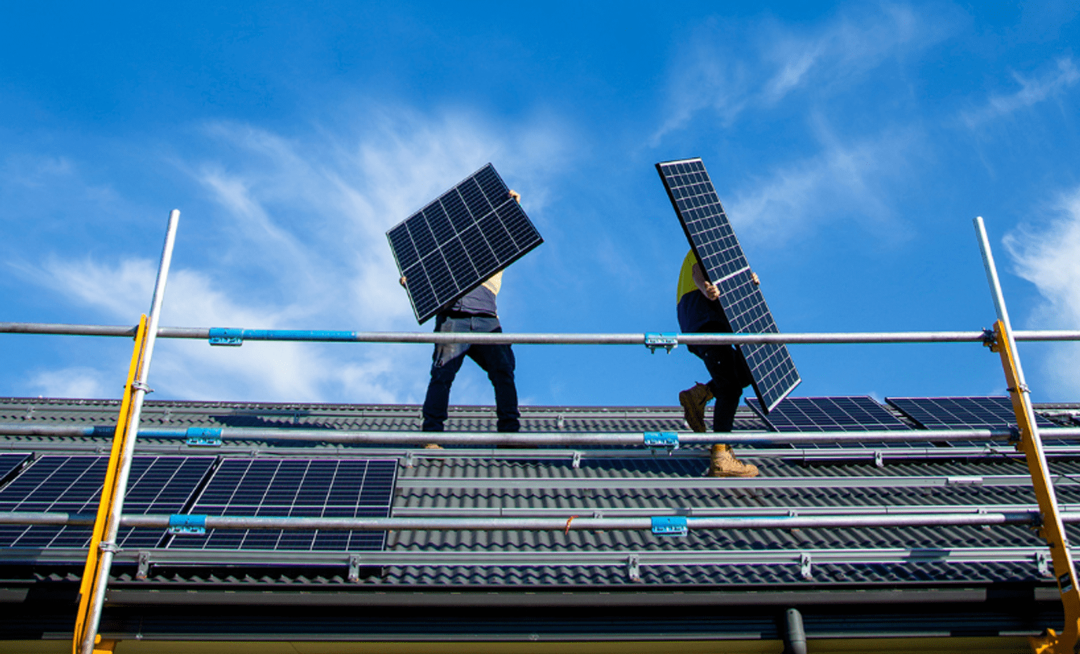 AGL partners with Elecsome on solar panel recycling plan – pv magazine ...