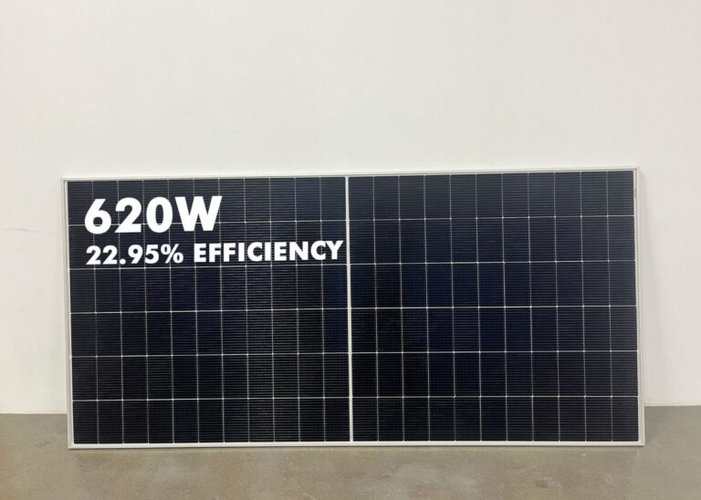 Leapton debuts 600-625 W TOPCon solar panel based on rectangular wafers ...