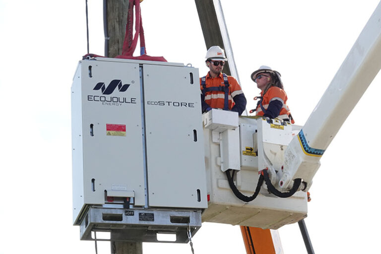 Pole-mounted community battery trials roll out in regional New South ...