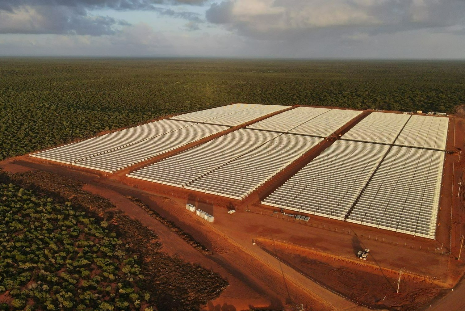 Pacific Energy strikes gold with 35 MW solar farm deal for Western ...