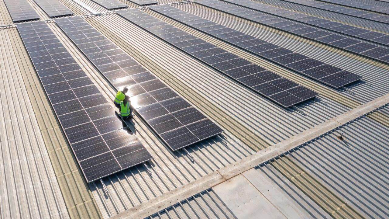 Rooftop solar rollout reduces manufacturer’s grid reliance – pv ...