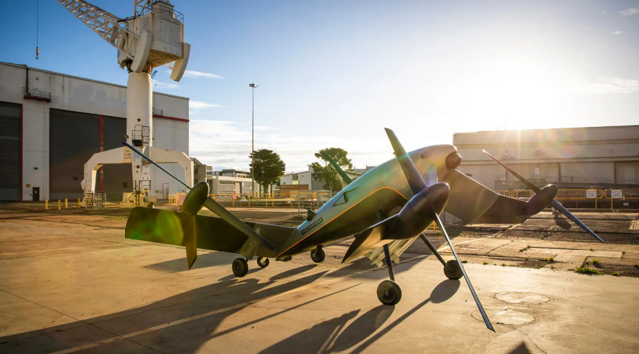 Australian built hybrid-electric VTOL completes successful test flight ...