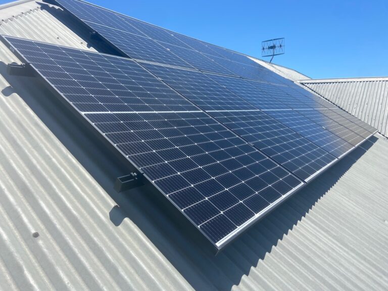 Rooftop solar hits record high in NSW while large-scale curtailment ...