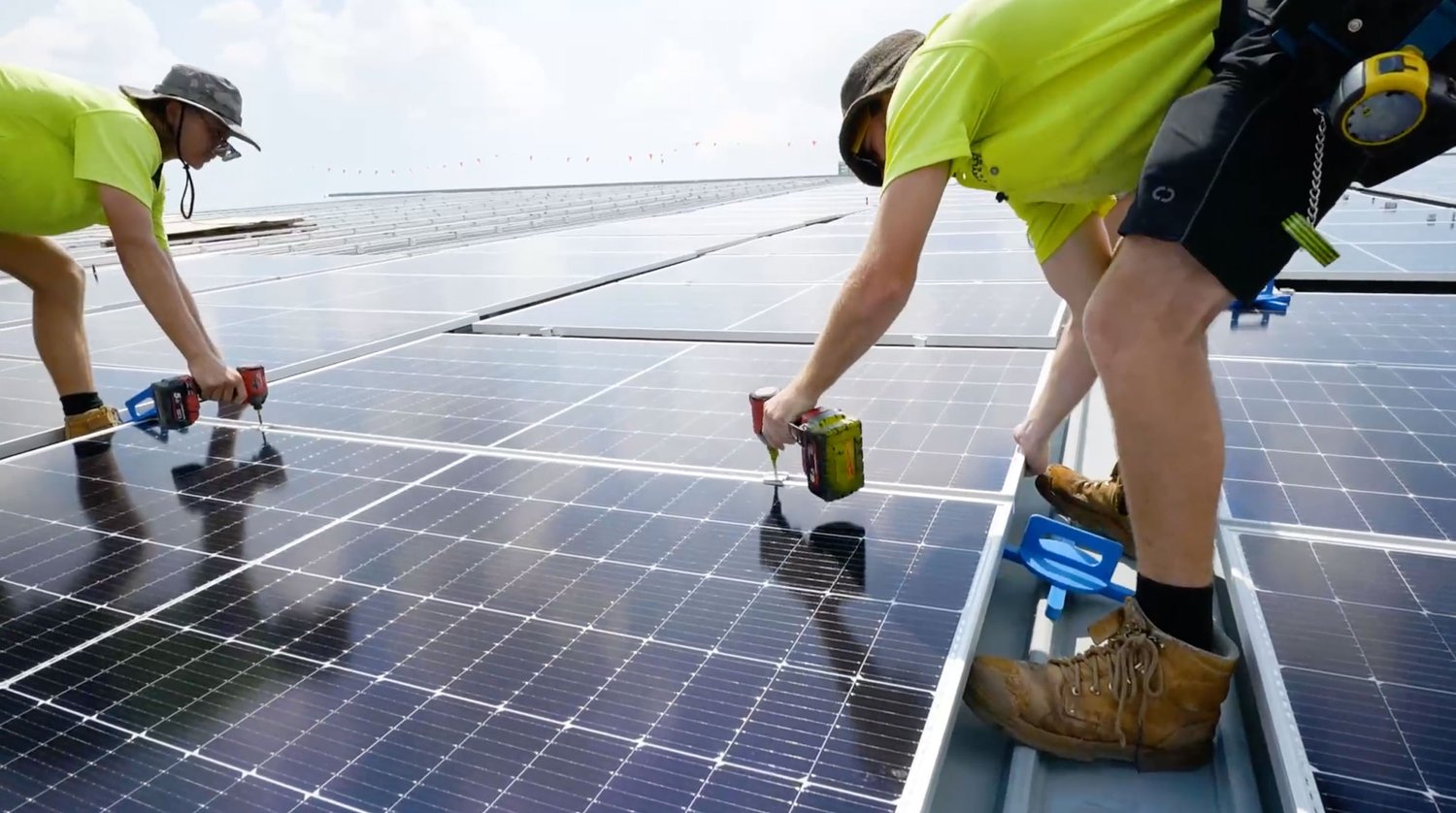 Queensland commercial rooftop solar installation uses over 1,000 solar ...