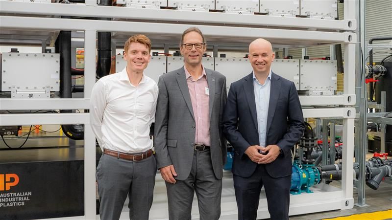 Locally manufactured microemulsion flow battery to debut at Eraring ...