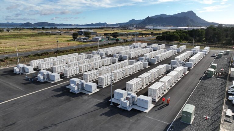 New Zealand gentailer completes 100 MW battery energy storage system ...
