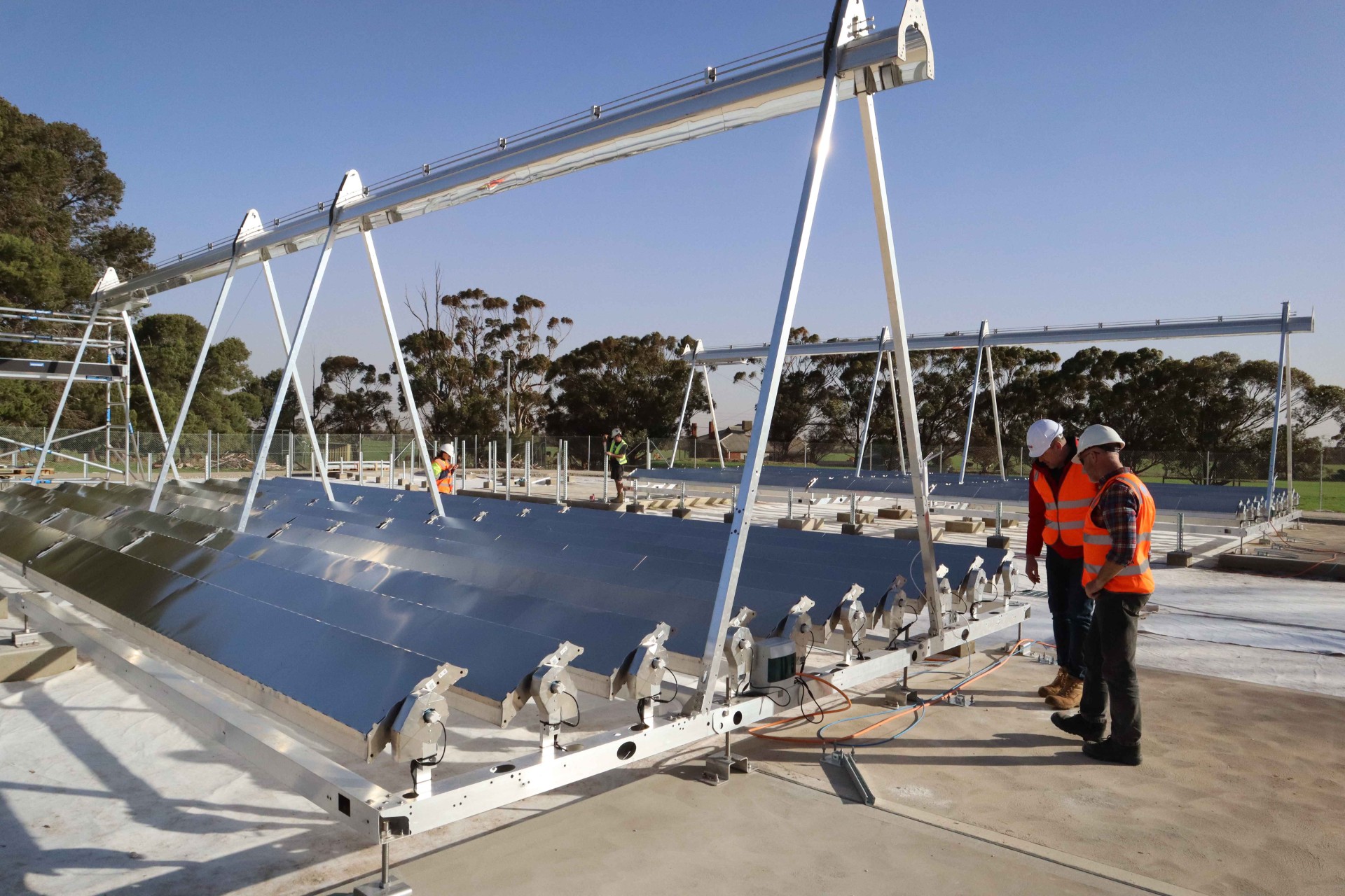 Green hydrogen pilot plant launches in SA – pv magazine Australia