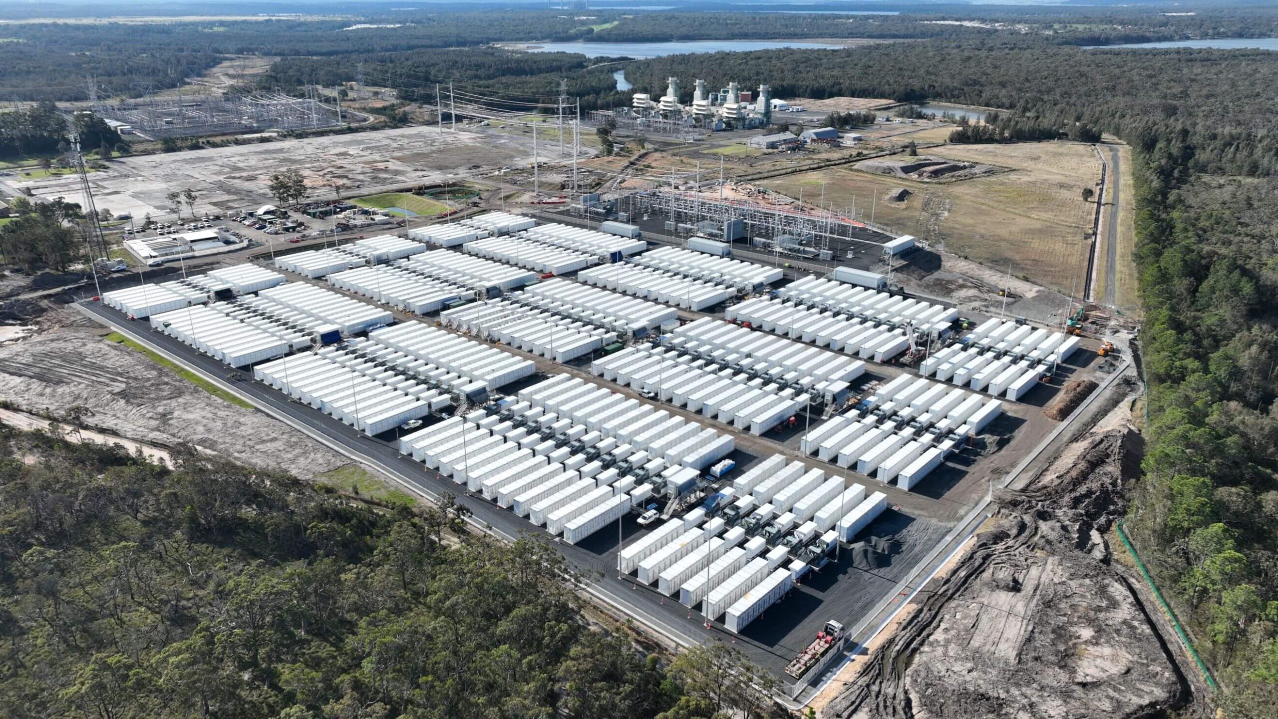 Waratah Super Battery starts operations as ‘shock absorber’ – pv ...