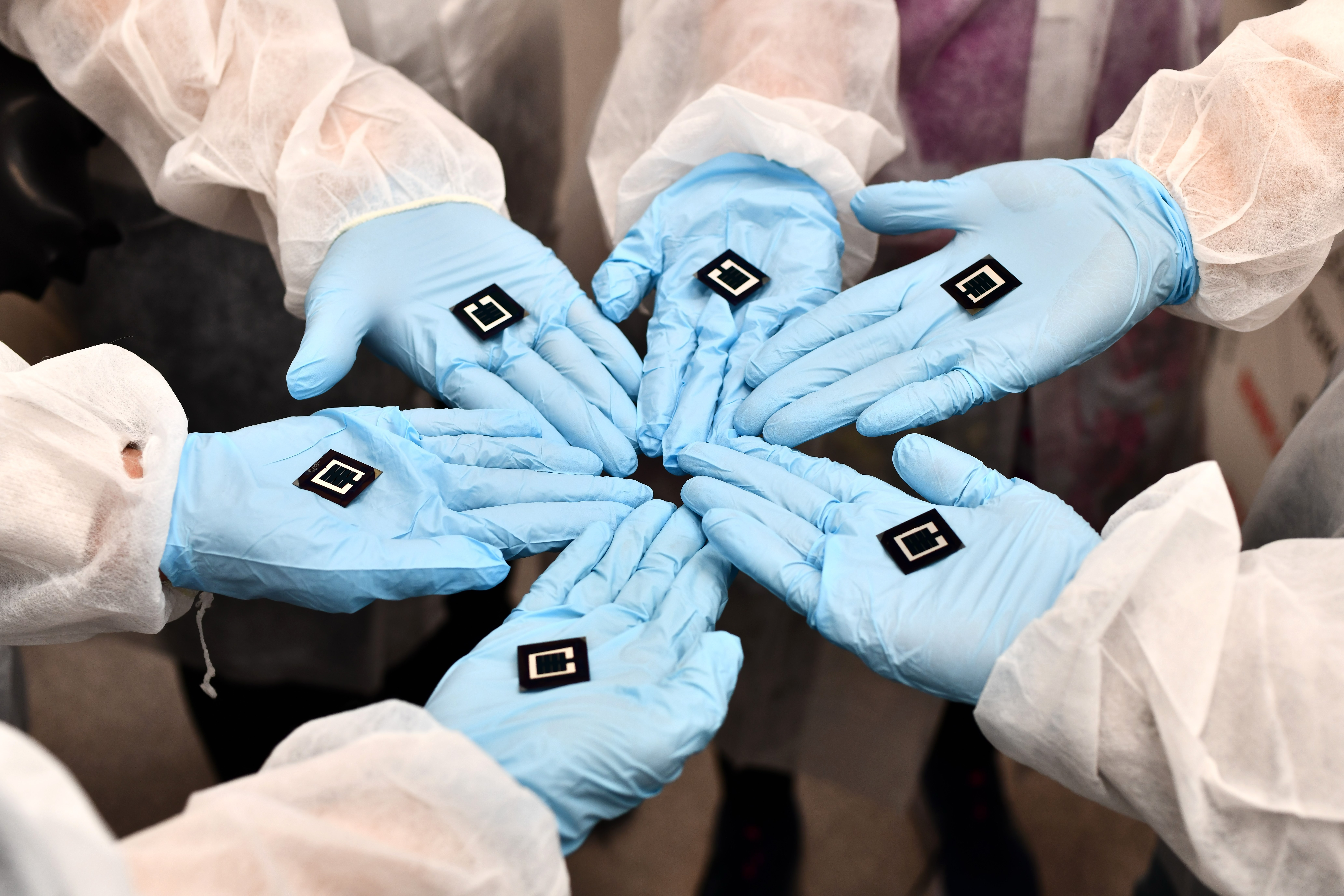 Australian researchers achieve 27.06% efficiency with triple-junction ...