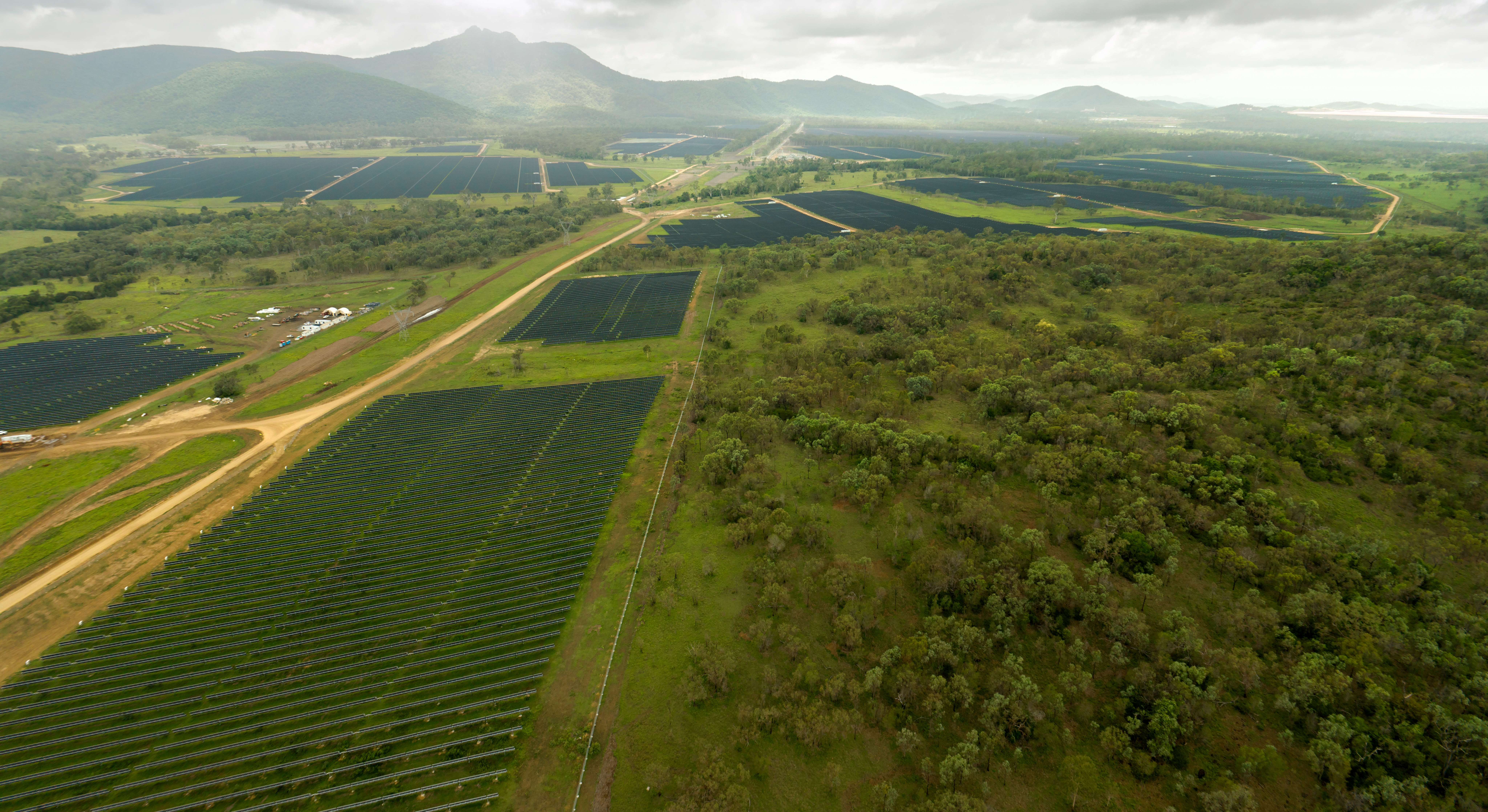 Acciona reaches operations milestone with 380 MW Queensland solar farm ...